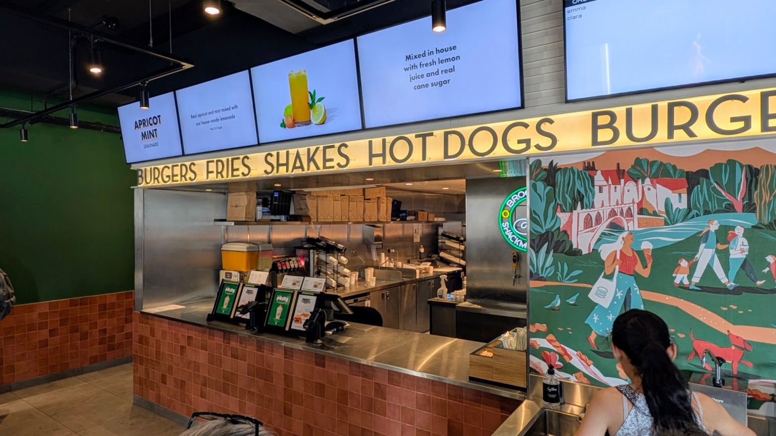 Shake Shack comes to Cambridge! - The Cambridge Foodies